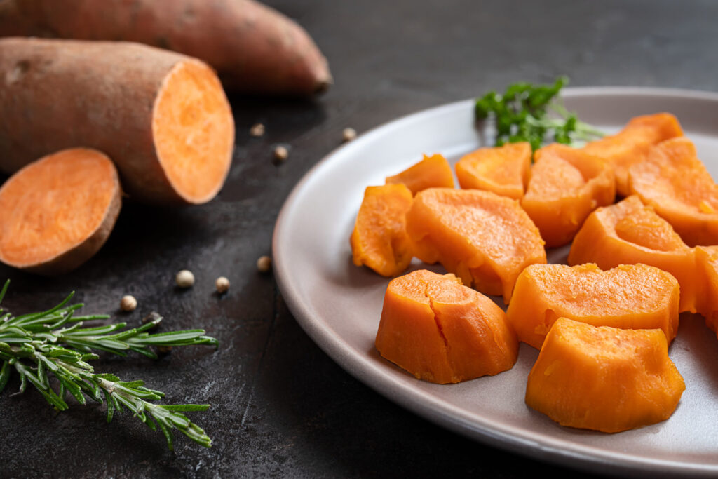 Sweet Potatoes: The Colorful Underground Superfood You Should Eat More ...